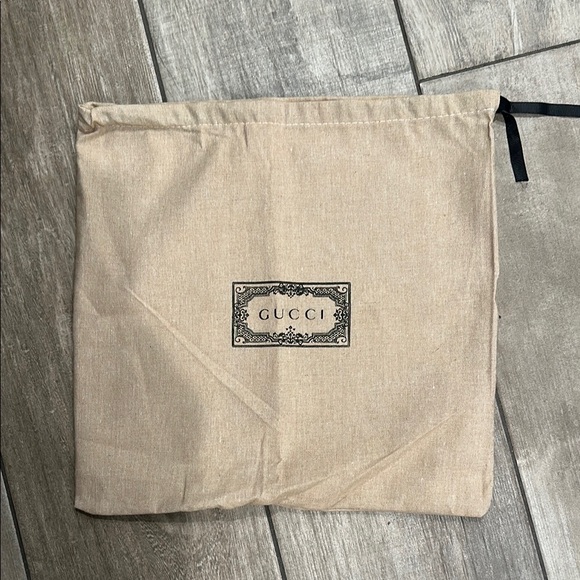 Gucci | Bags | Gucci Tan Luxury Medium Drawstring Bag With Minimalist ...